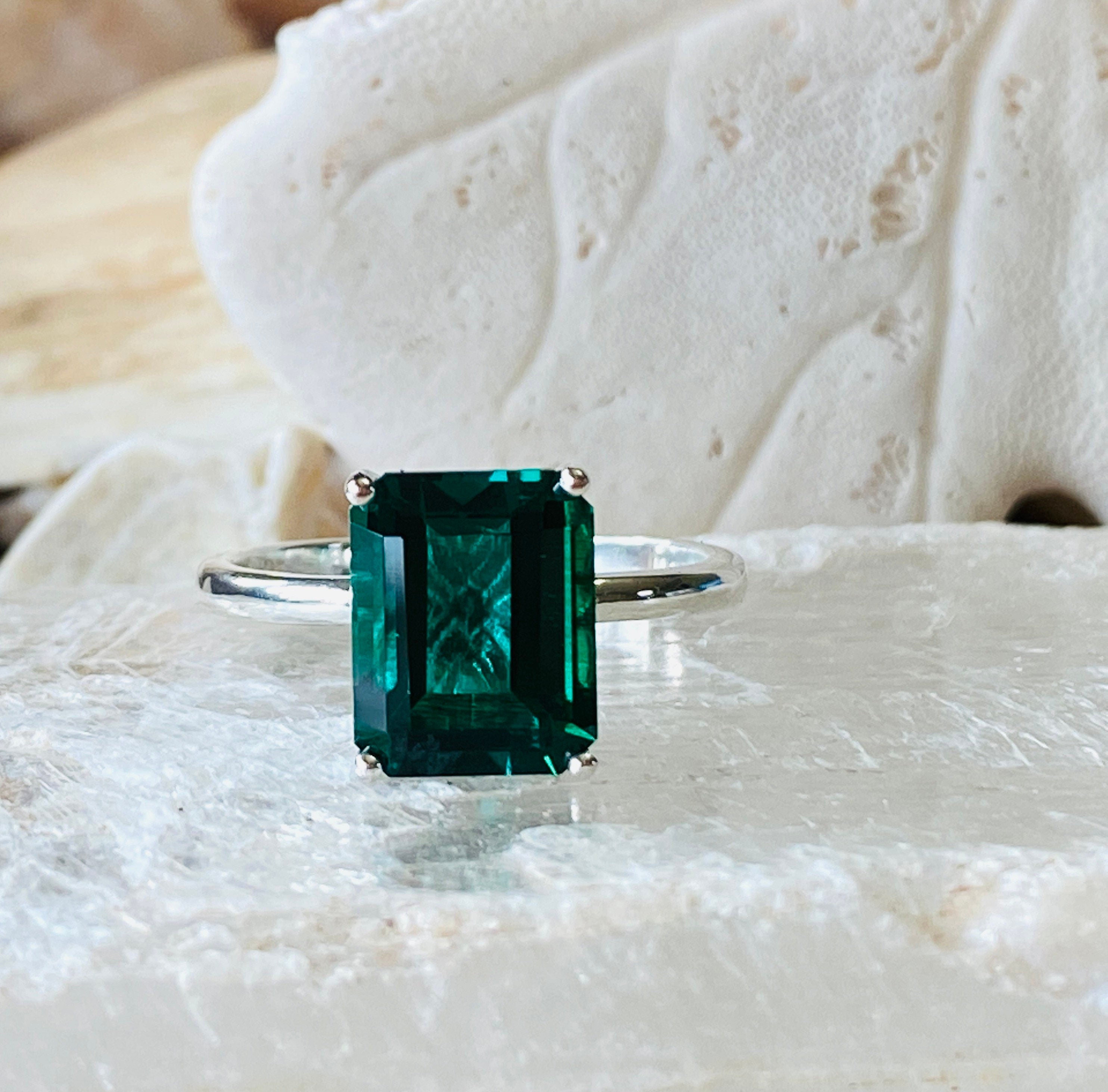14k Gold 4 Prong Setting Emerald Cut Emerald 4.00ct Solitaire Ring ...