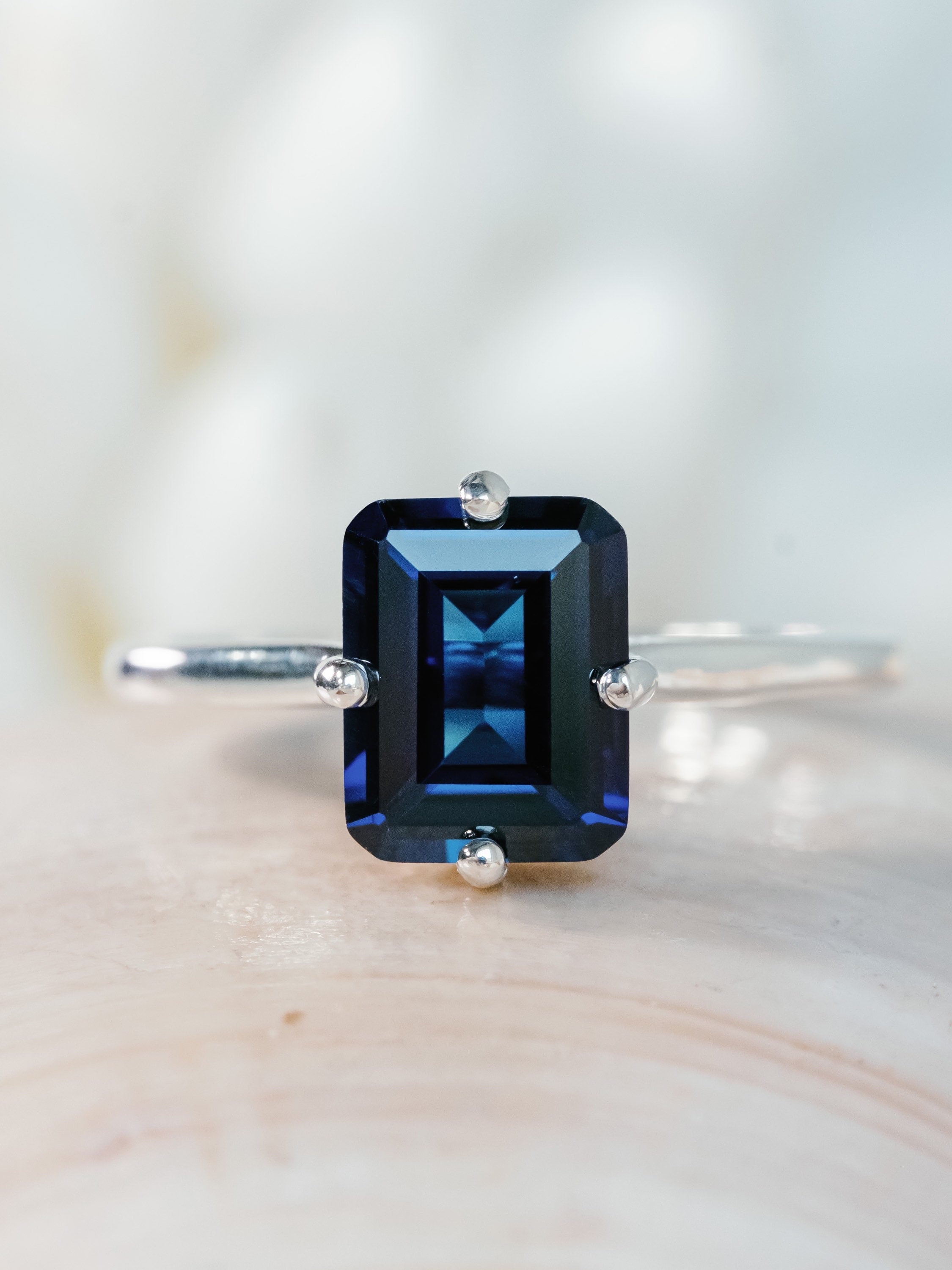 14k Emerald Cut 3.00ct Solitaire Sapphire Compass Set Ring – Scott ...